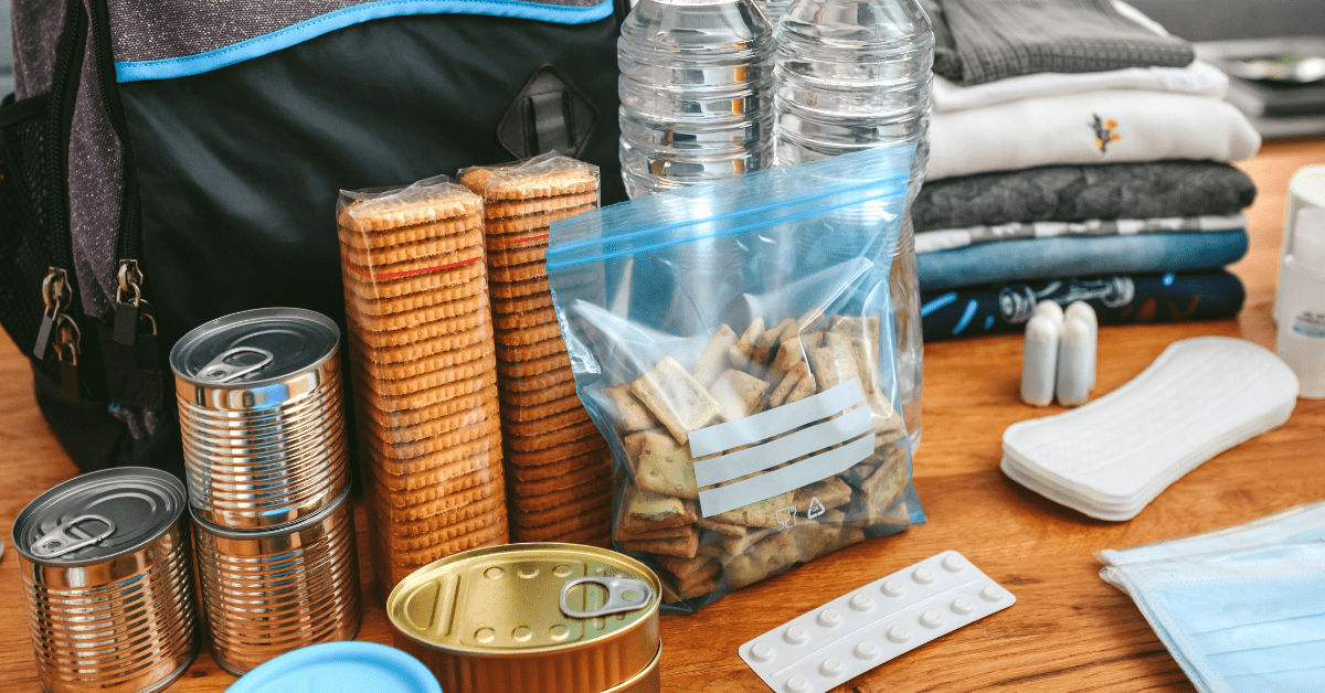 How to Build a DIY Outdoor Survival Kit | Step-by-step Guide